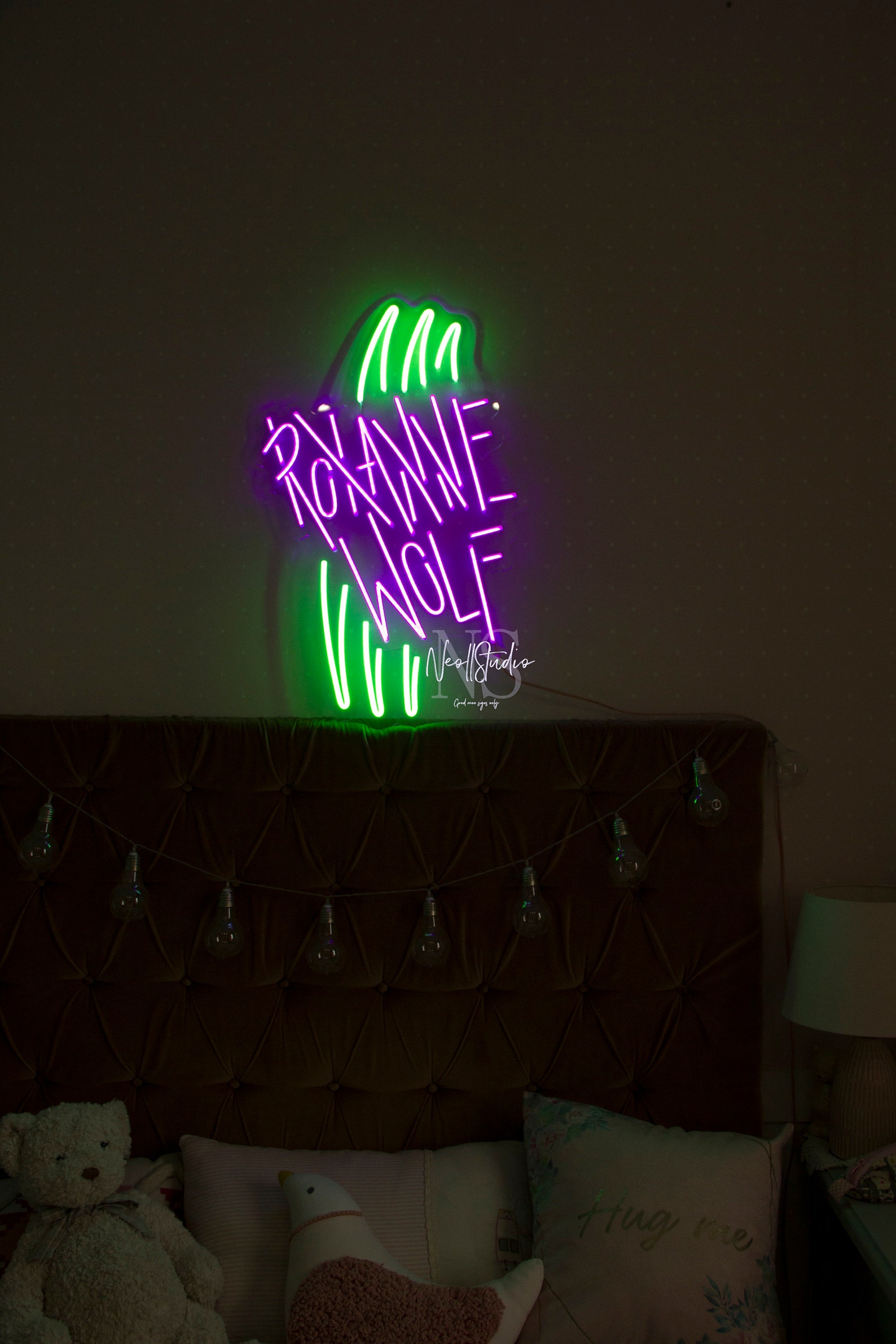 Roxanne Wolf FNAF Security Breach - LED Neon Sign, Custom Neon, Neon ...