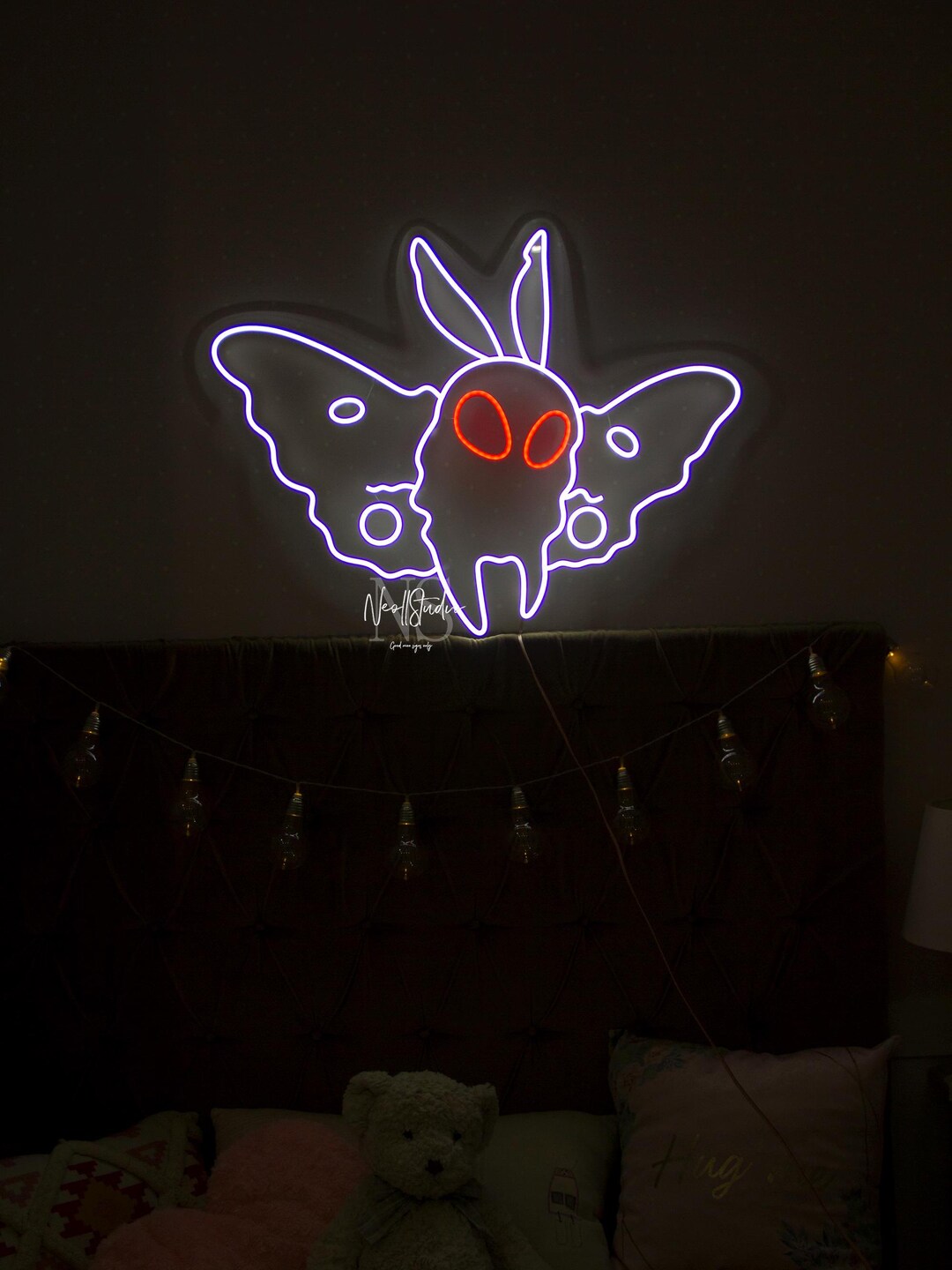 MOTHMAN CRYPTIDS Mystic Character - LED Neon Sign, Custom Neon, Neon ...