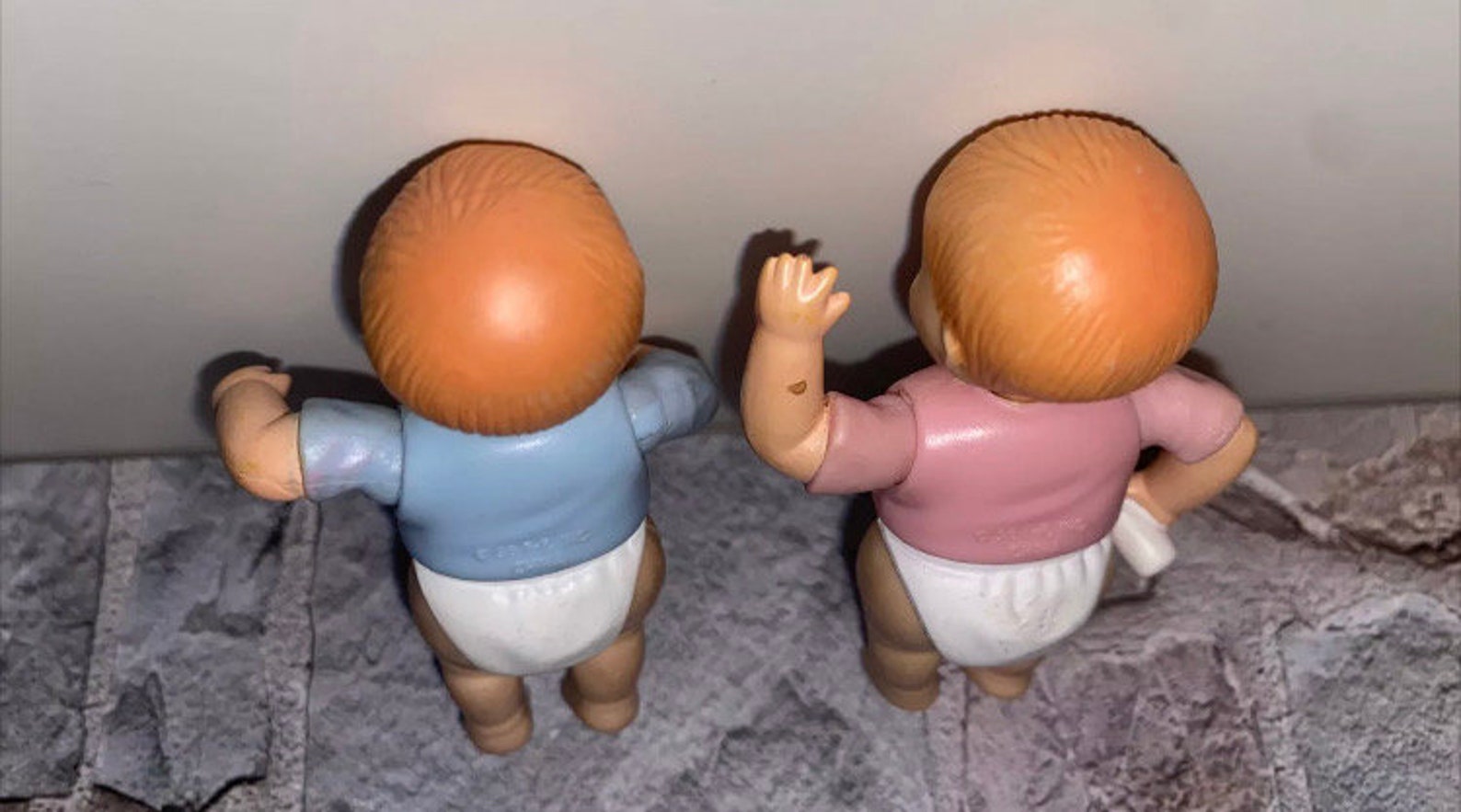 Vintage Baby Girl Baby Boy Fisher Price Loving Family Dollhouse Figures ...
