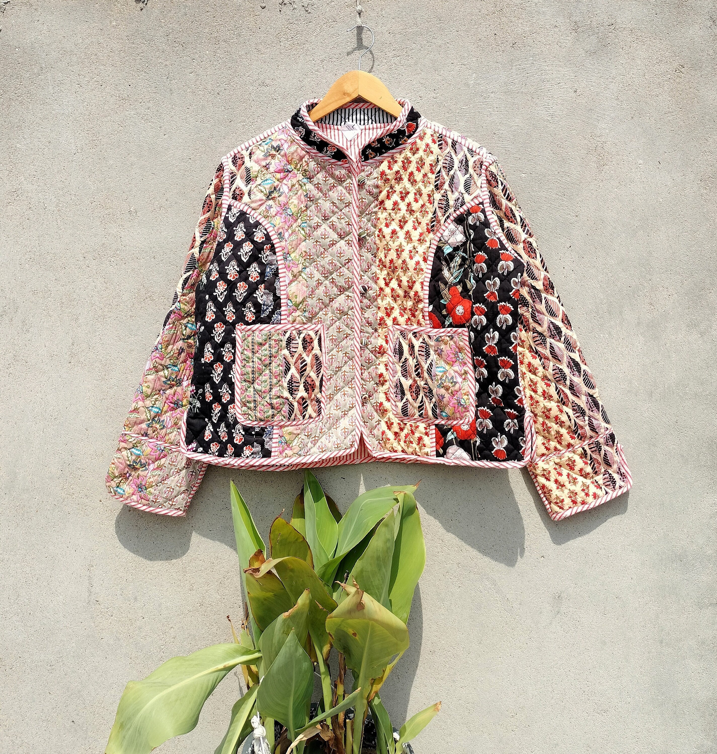 ハンドメイドインド綿キルティングジャケット：軽量パッチワークコート