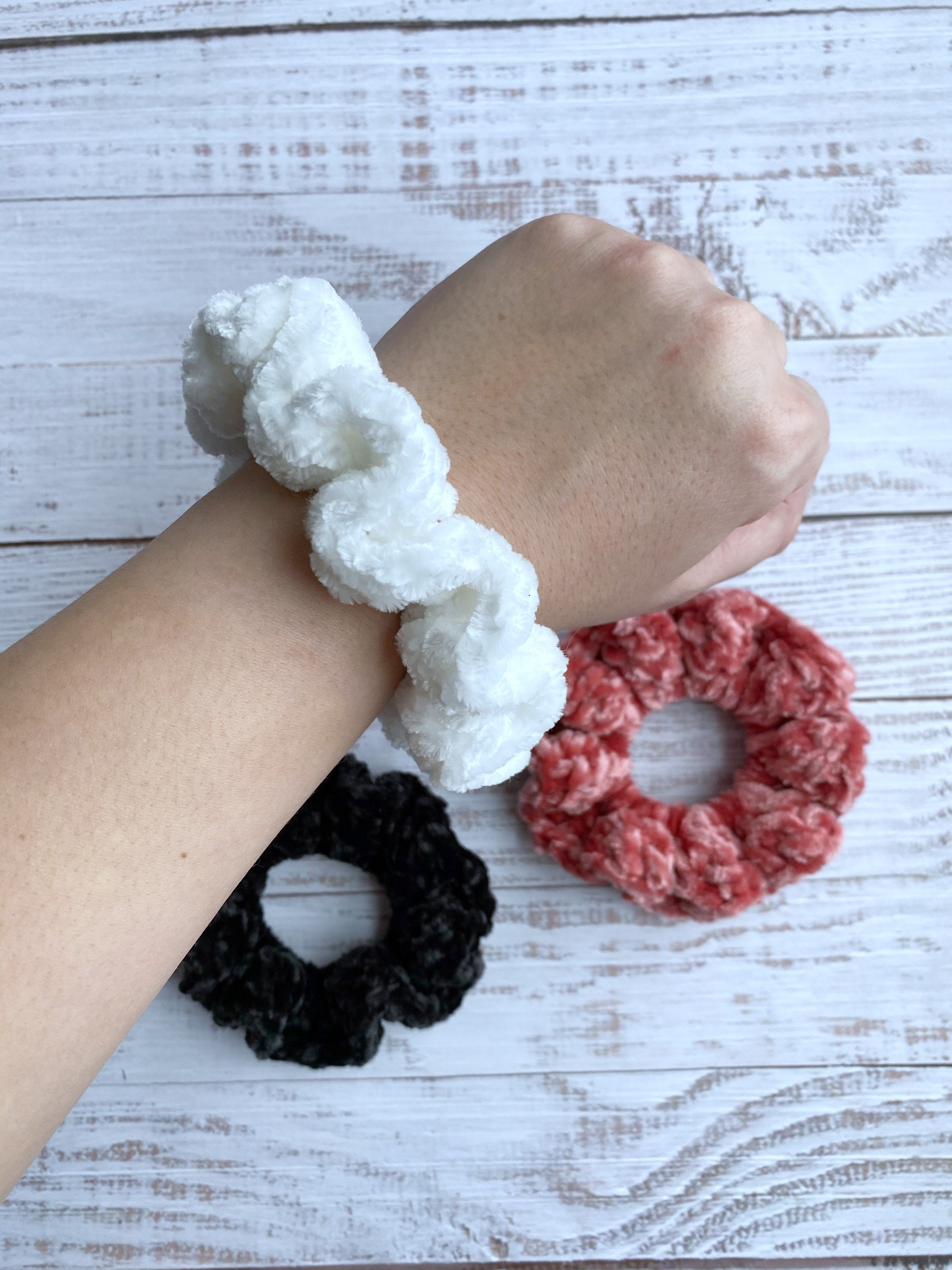 Velvet Scrunchies crochet scrunchies hair ties handmade - Etsy.de
