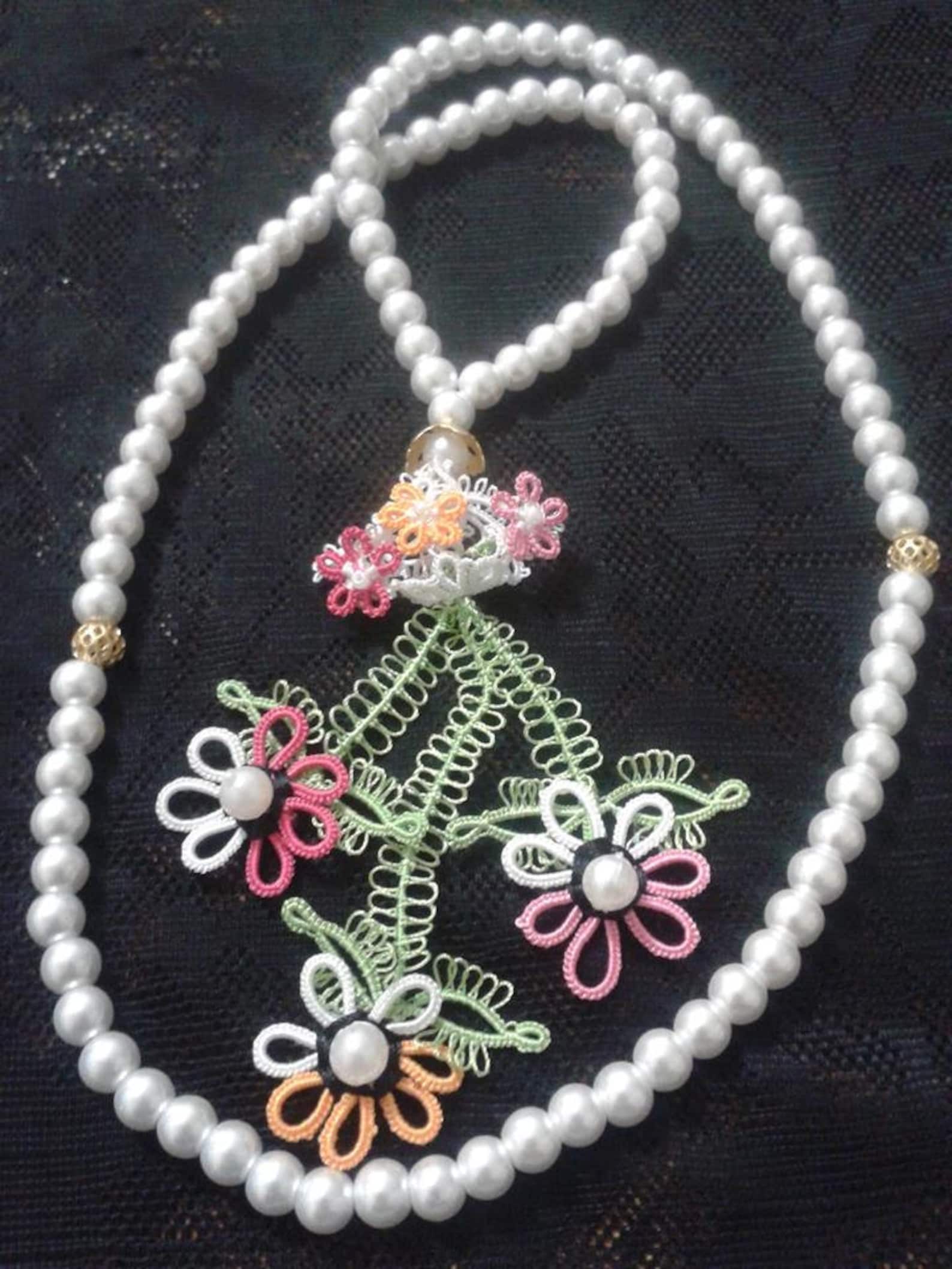 Daisy Tatting Flower Pattern and Leaf, Flower Stalk Pattern (english ...