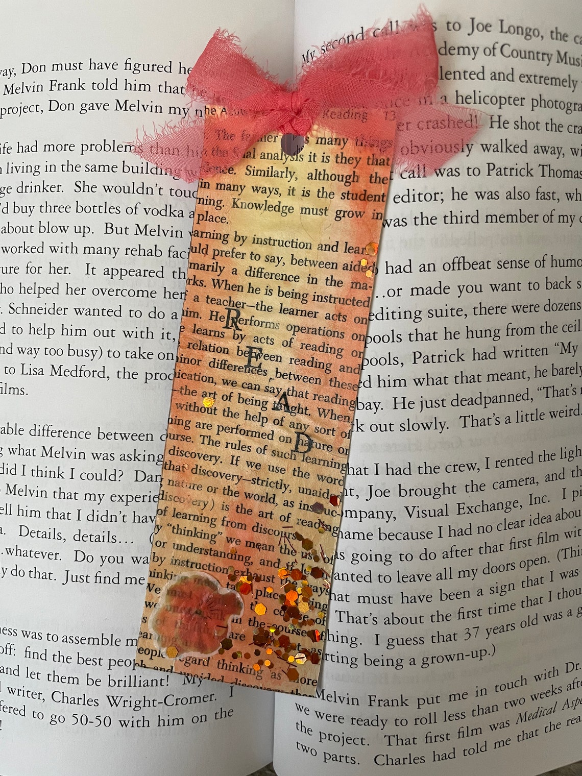 Glitter Peachy Orange “READ” Bookmark - Etsy