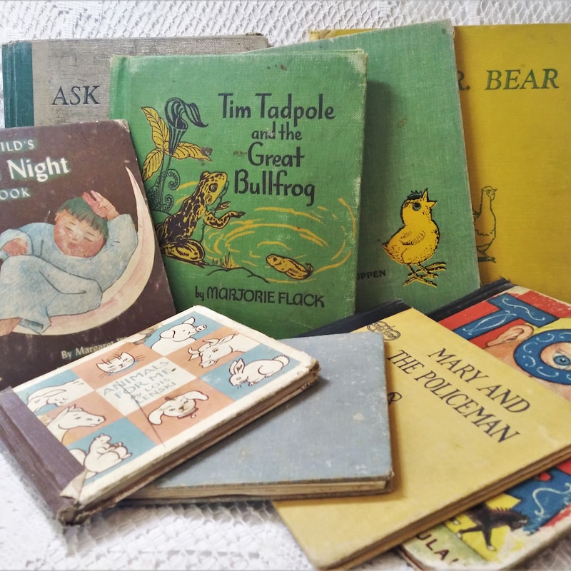 Small Vintage Books - Etsy