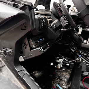 Can Am Maverick R PCI Radio Intercom Mount, Race Radio Mount Setup ...