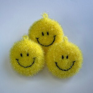 Smiling Face Scrubbies | Dish Scrubbies Crochet | Scrubbies | Dish ...