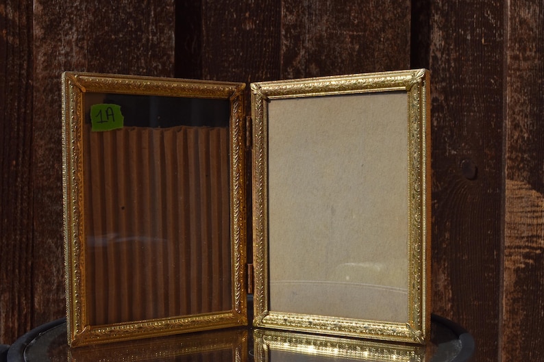 Vintage Picture Frames - Etsy