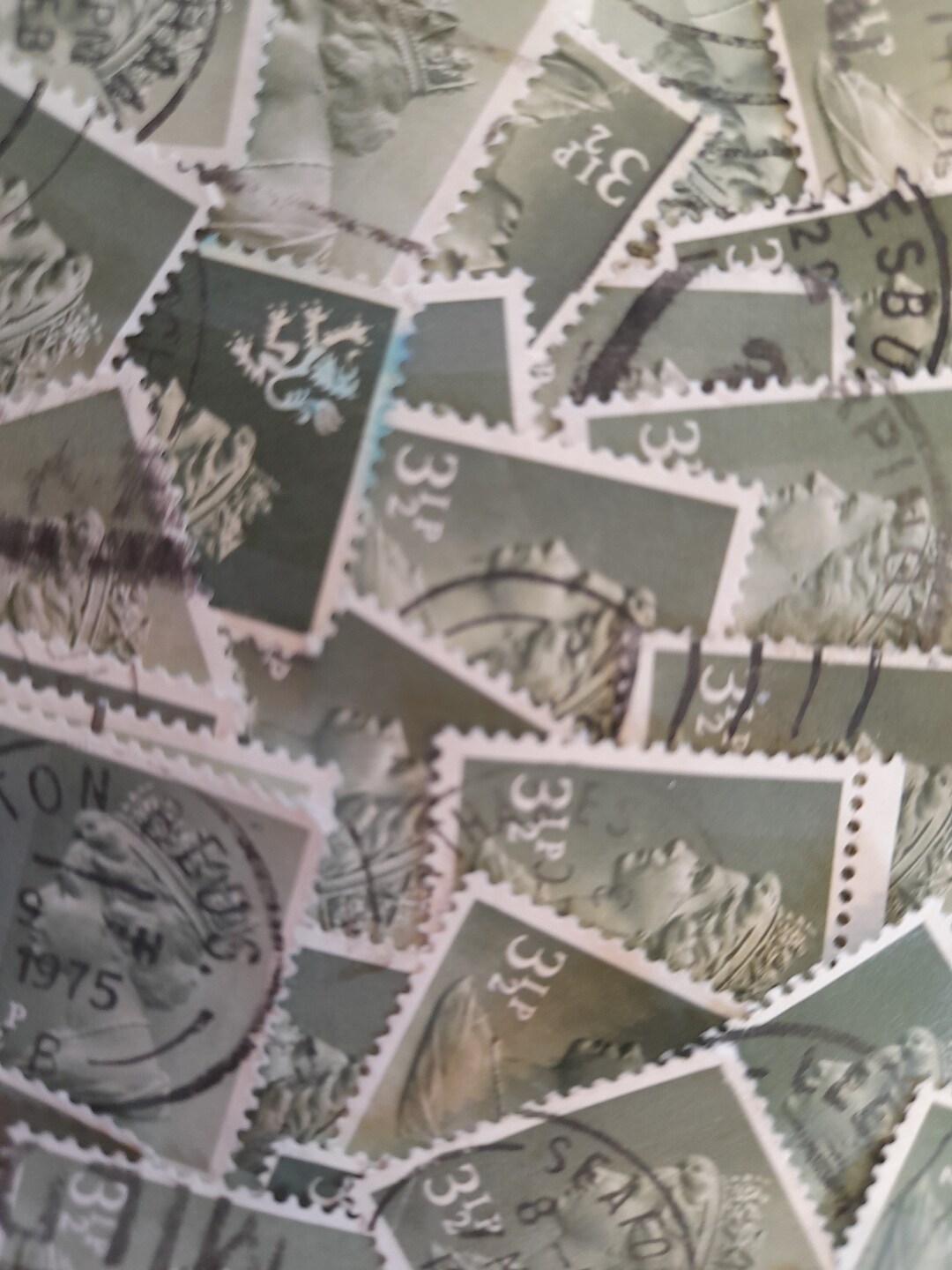 Stamp Art, Grey/green, Queen Elizabeth II, Machin, Great Britain, Used ...