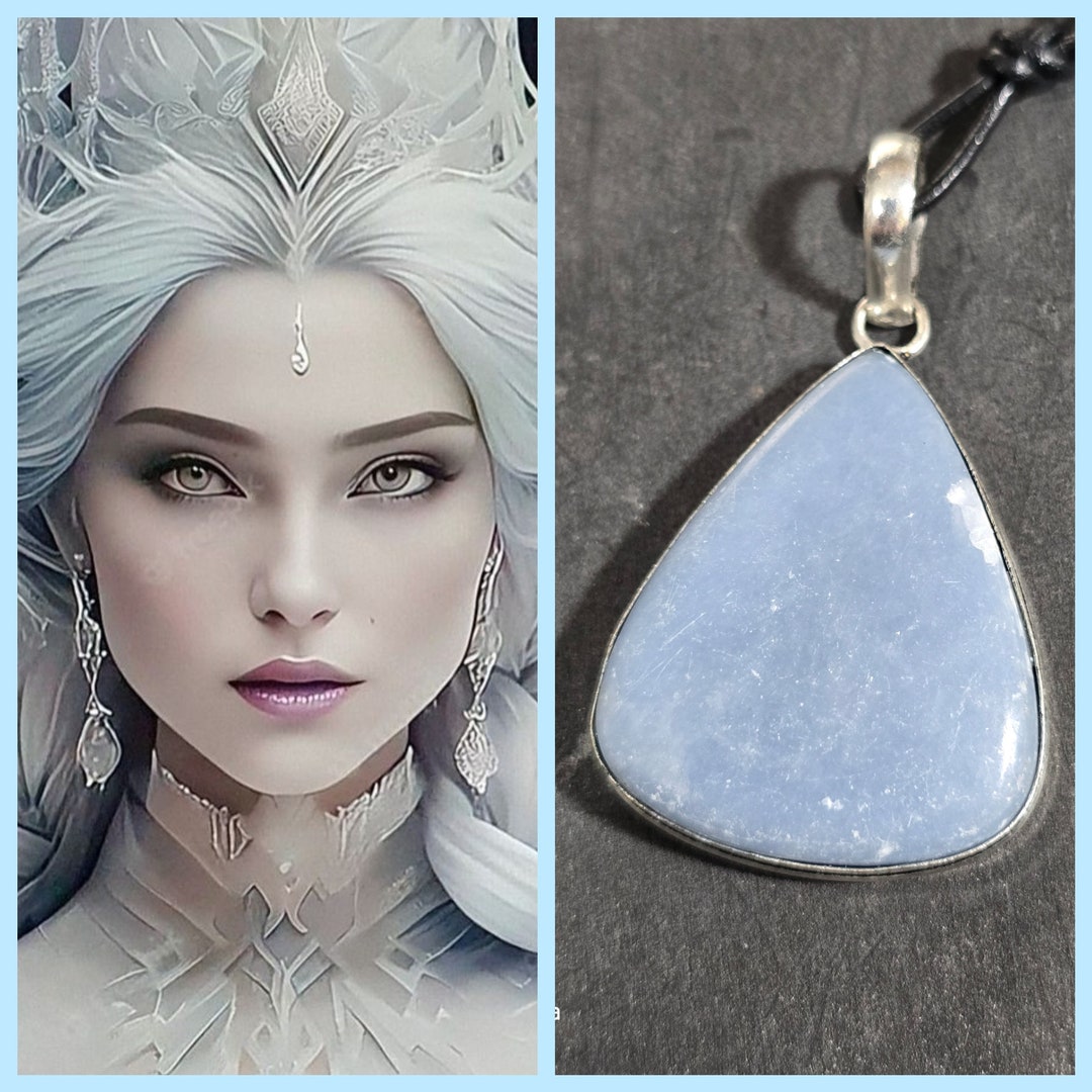 Ice Djinn Queen Spirit Companion, Spirit Vessel Necklace, Tier 3 - Etsy