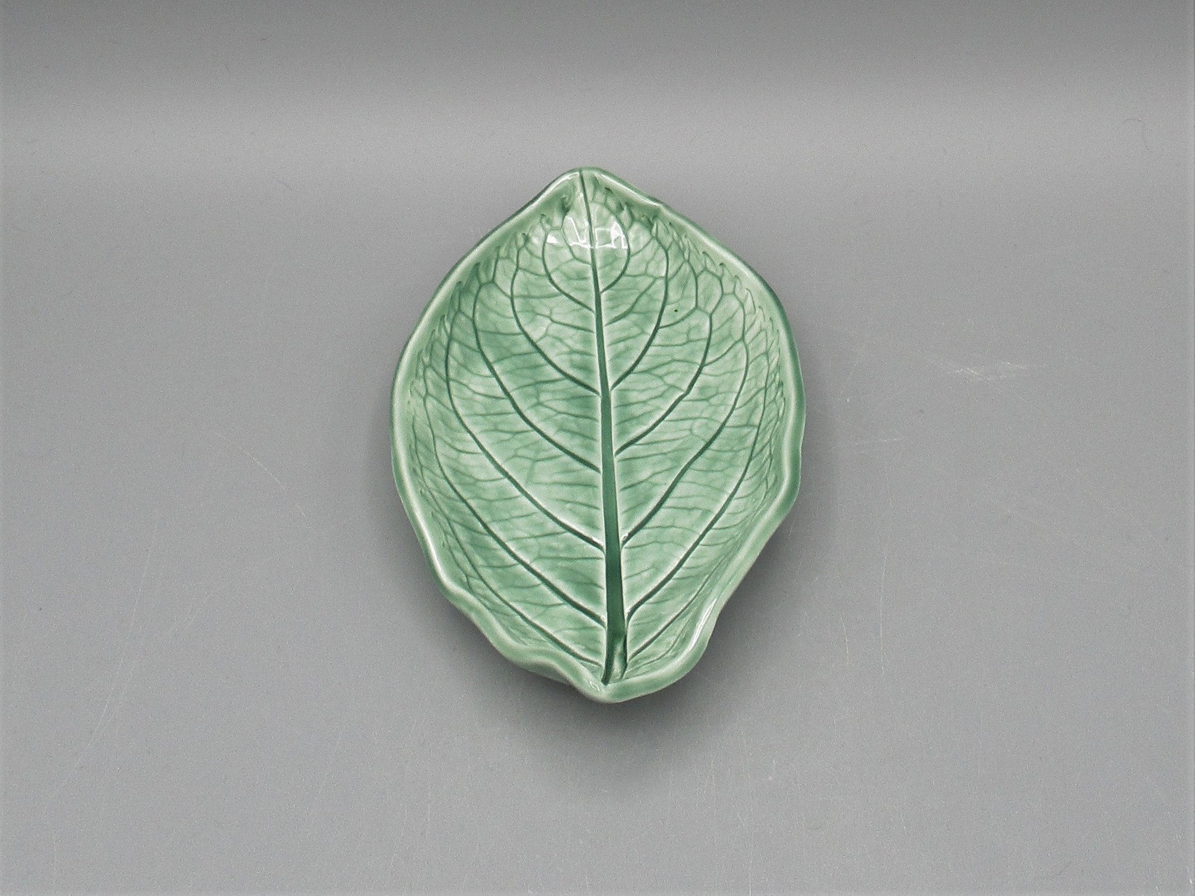 Handmade Small Ceramic Leaf Dishes by Kingates Pottery on the | Etsy