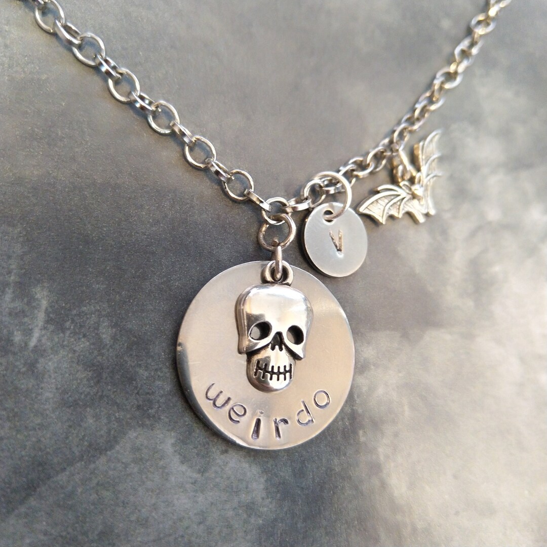 Weirdo necklace, Gothic bat jewellery, Halloween weirdo necklace ...
