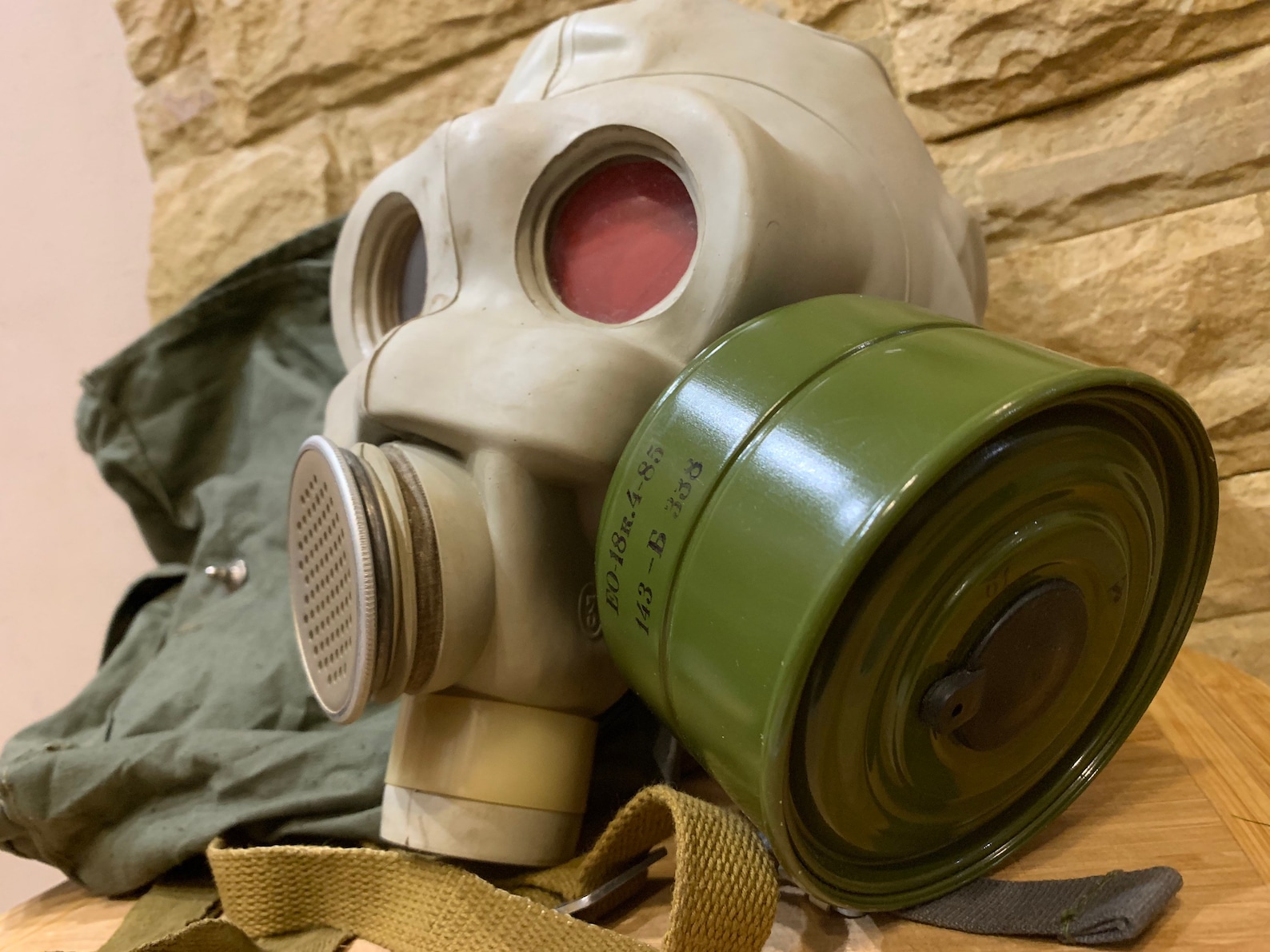 Soviet gas mask PMG Nerekhta protective gas mask of the | Etsy