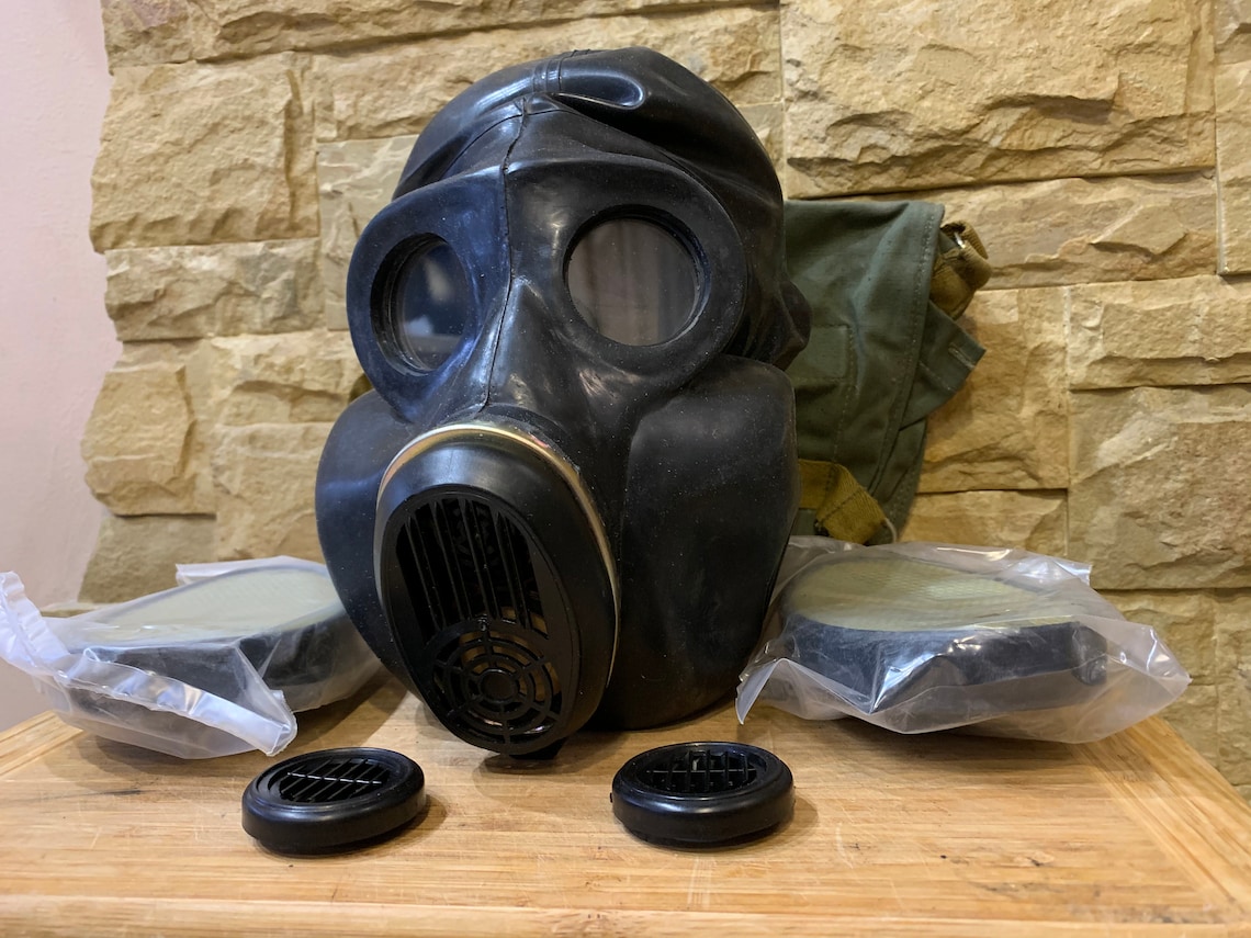 Vintage Soviet PBF EO-19 Gas Mask – STALKER Cosplay Prop, Retro ...