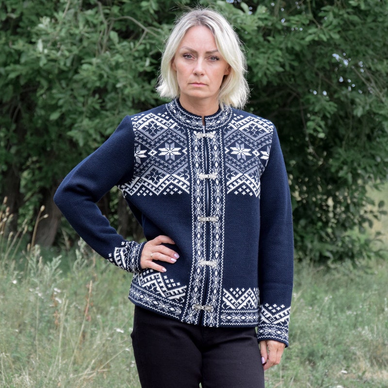 Sweater Closure - Etsy