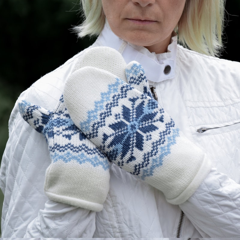 Scandinavian Mittens - Etsy