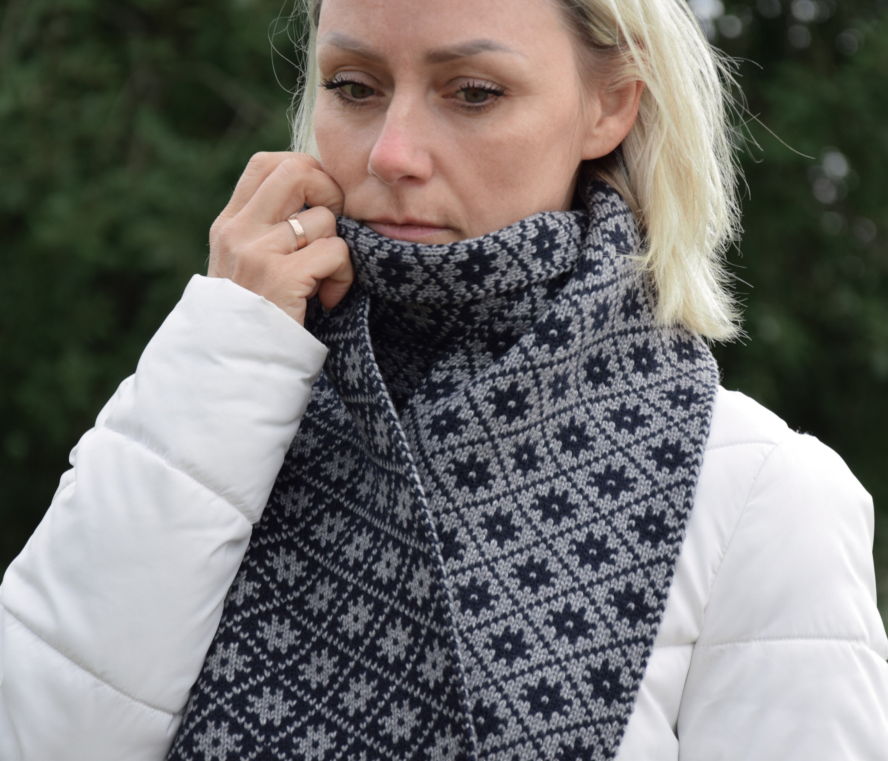 Two Sided Color Scarf Thick Scandinavian Winter Scarf Navy and - Etsy