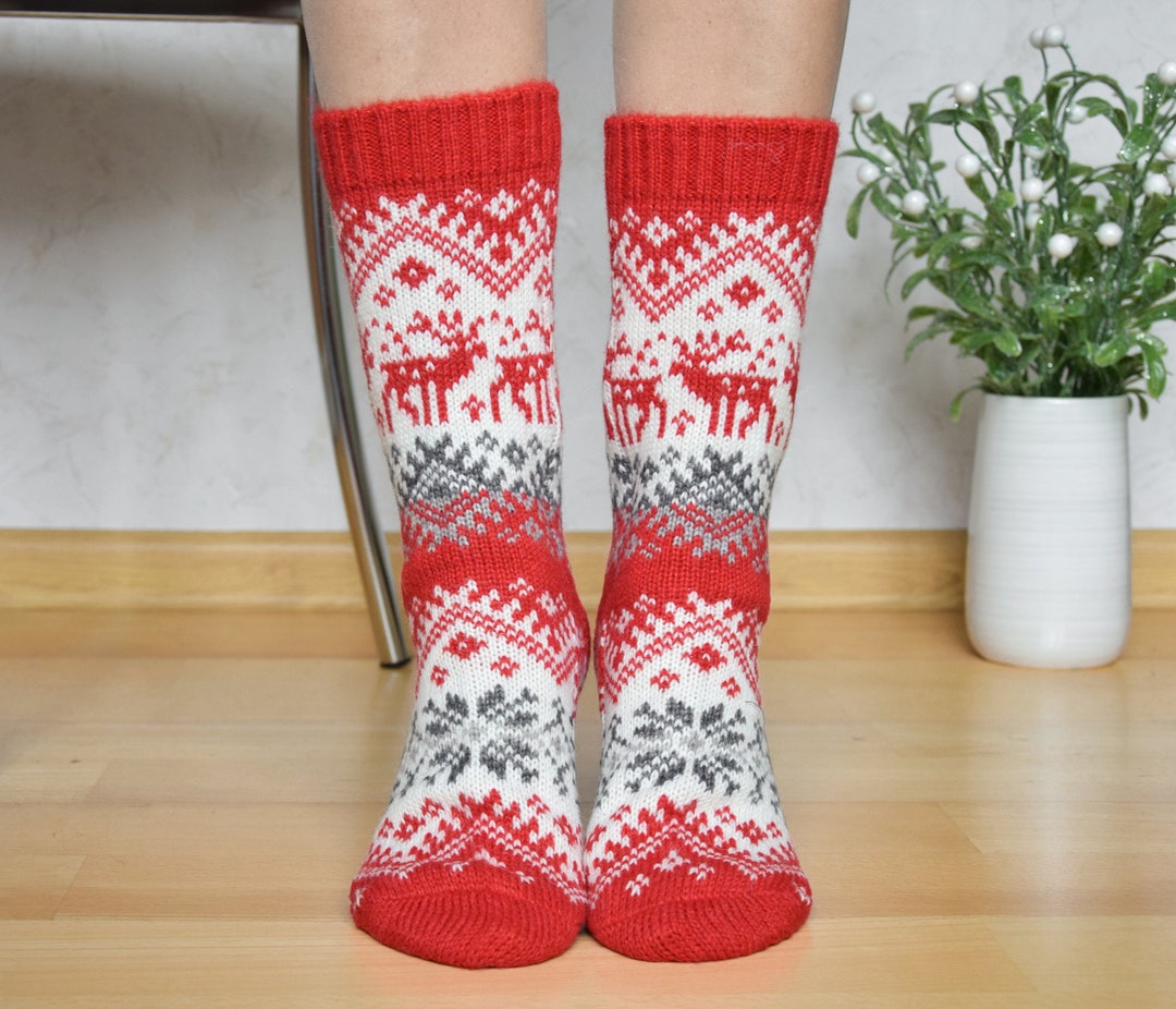 Red Alpaca Wool Socks With Nordic Jacquard Christmas Socks for Men and ...