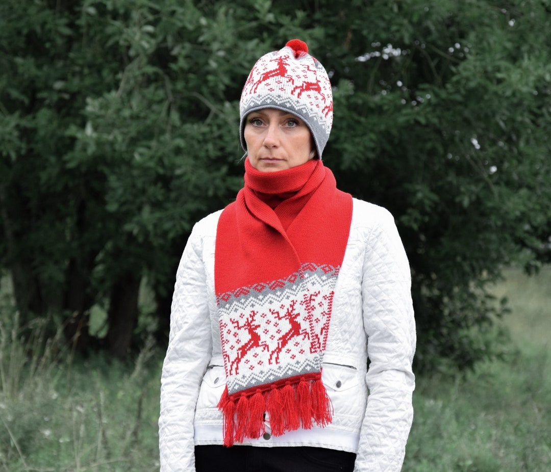 Traditional Scandinavian Woolen Scarf With Fair Isle Nordic Icelandic ...