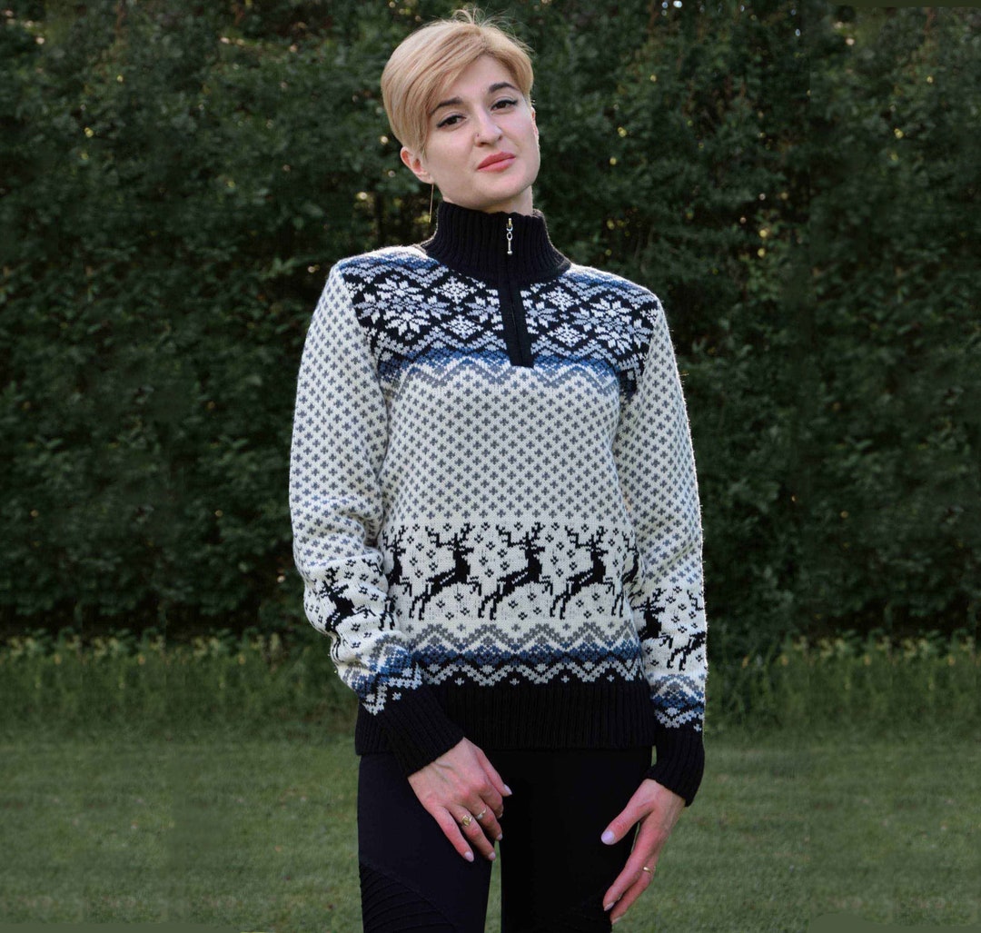 Women Knitted Woolen Sweater With Reindeer Nordic Skiing Sweater With ...