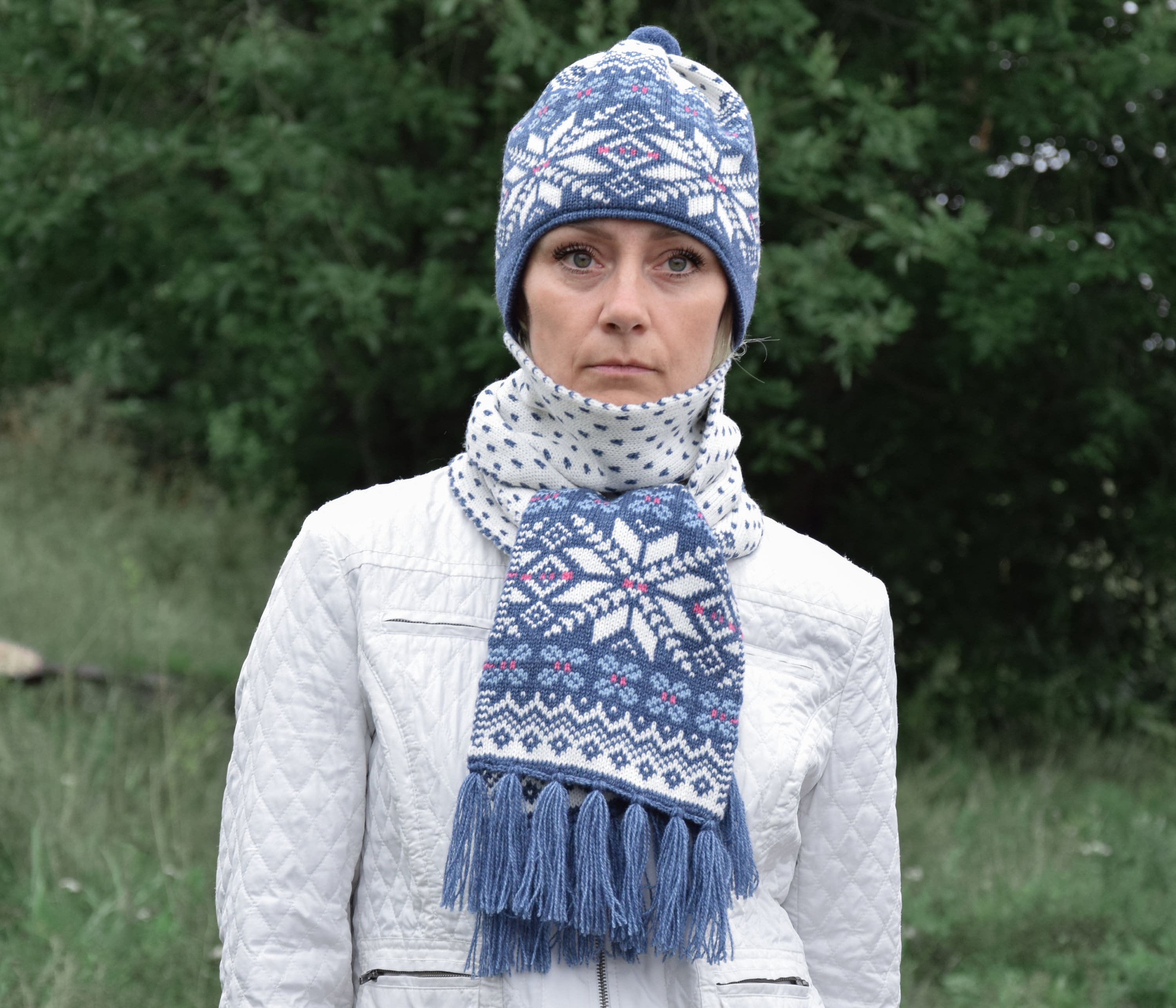 Thick Scandinavian Winter Scarf Blue Nordic Icelandic Woolen Winter Set ...