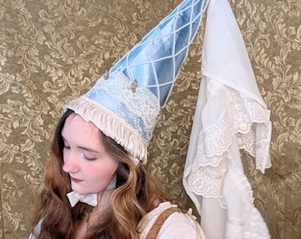 The Green Goddess Hennin- Handmade Medieval Princess Hat - Etsy