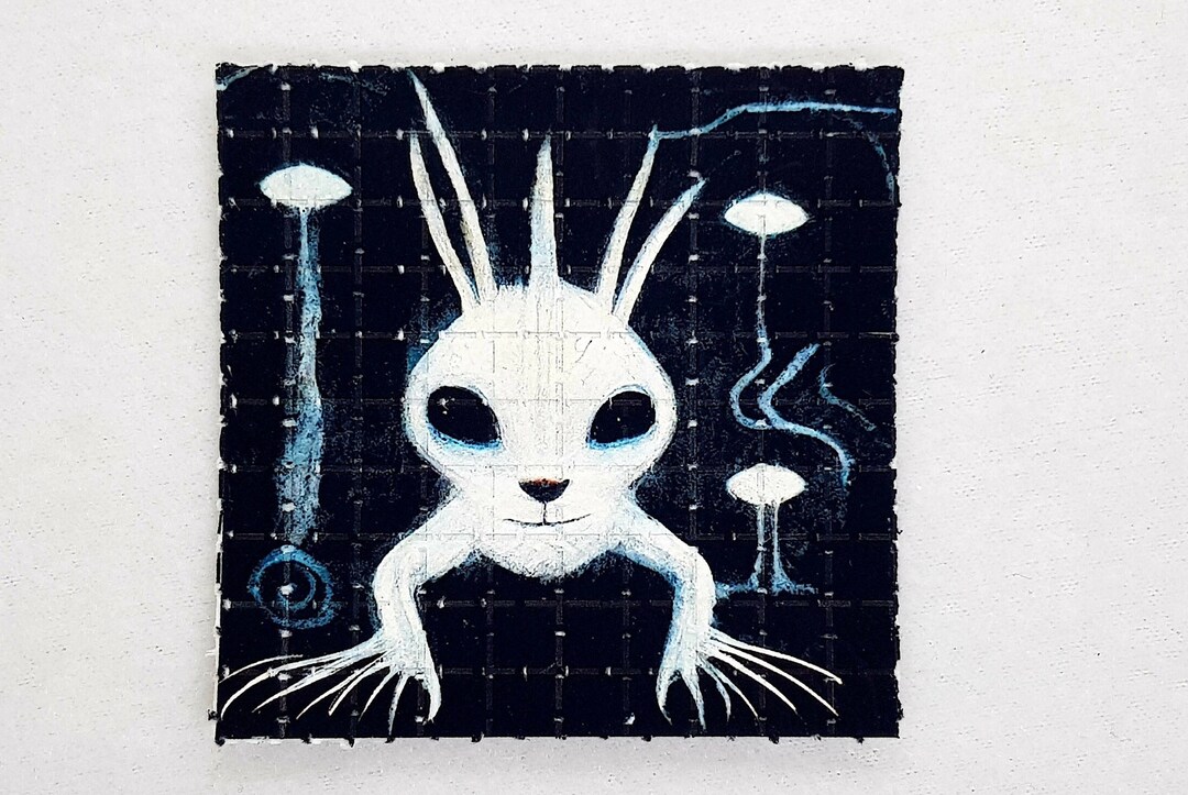Alien White Rabbit Blotter Art 100 Tab Sheet Psychedelic LSD - Etsy