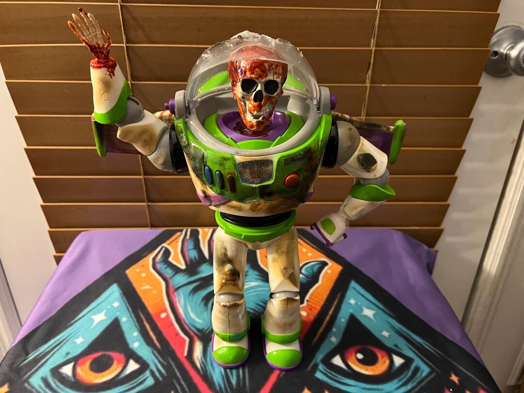 Buzz Lightyear - Battle Damaged - Halloween - Horror - Etsy