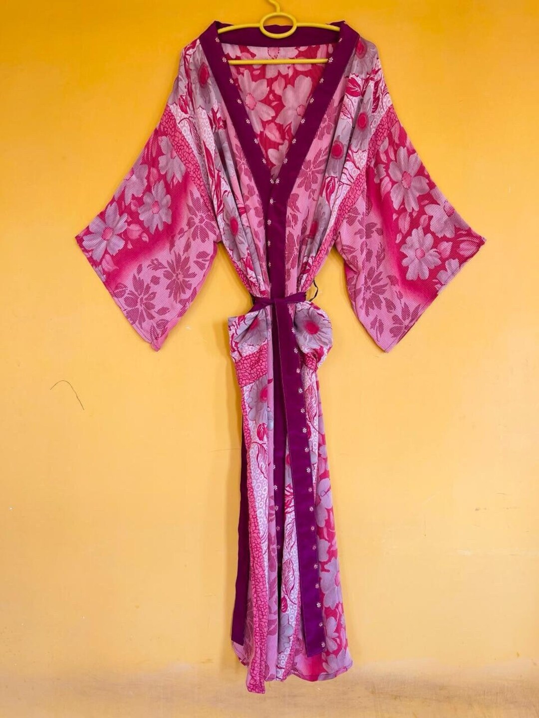 Beautiful Hot Pink Floral Saree Robe Upcycled Sari Silk Kimono. Kimono ...