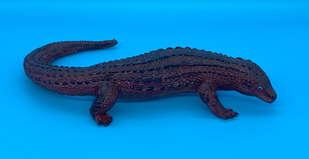 Physical 3D Printed Earless Monitor Lizard Figurine - Etsy