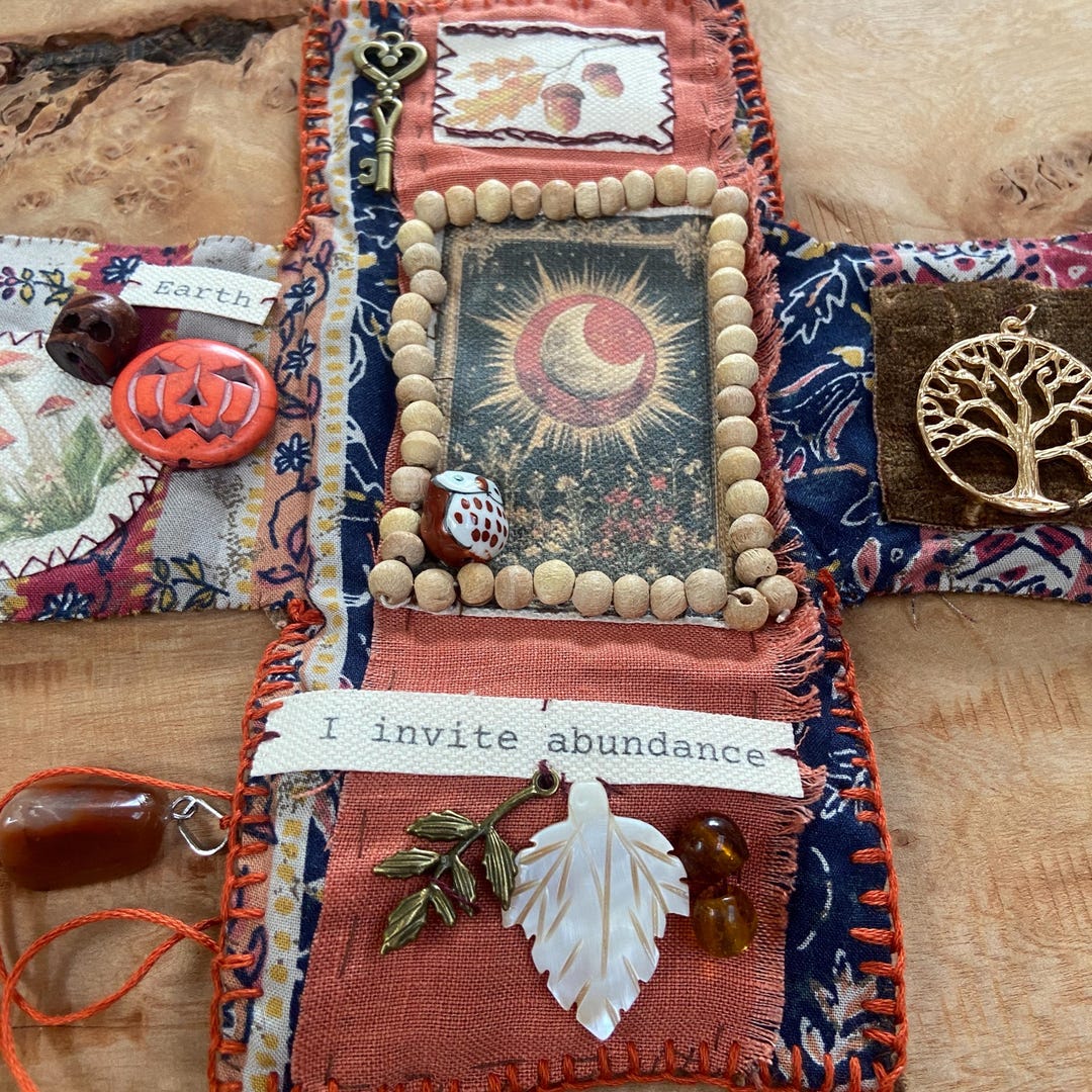 Earth Grounding Pocket Shrine. Portable Travel Altar. Handsewn Pagan ...