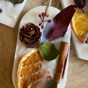 Wax Scent Hanger. Christmas Yuletide Wax and Botanical Hanger. Scented ...