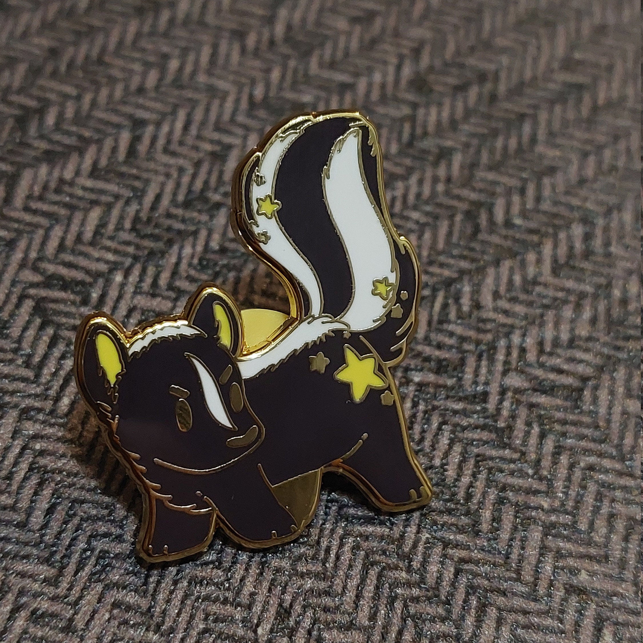 Starry Skunk - Hard Enamel Pin - Etsy