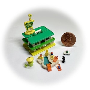 TINY 30+piece Playskool Holiday Inn Playset (1:12 Scale Miniature) - Etsy