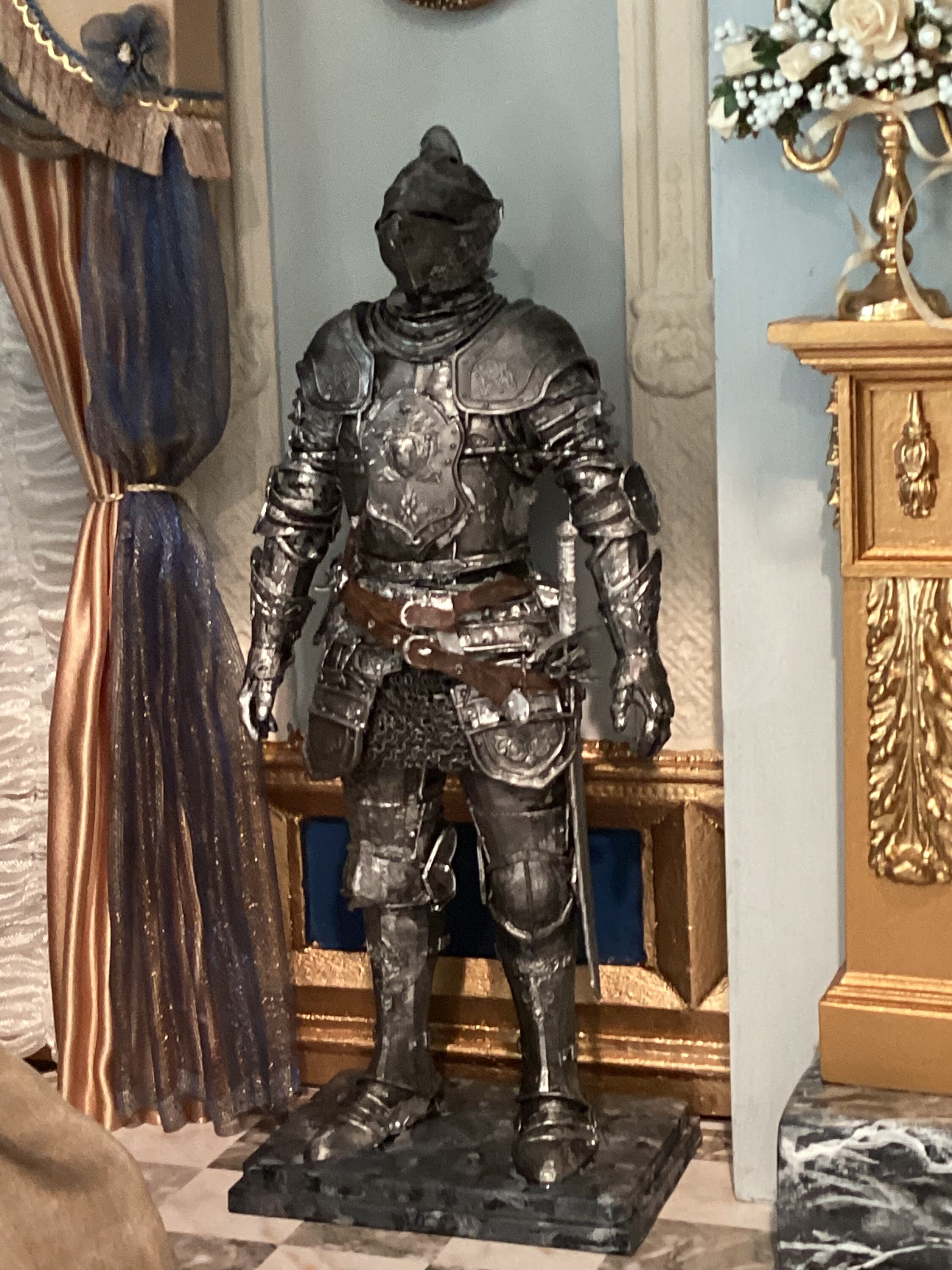 Suit of Armor for Your Miniature Castle! (MADE TO ORDER - 1:12 Scale ...
