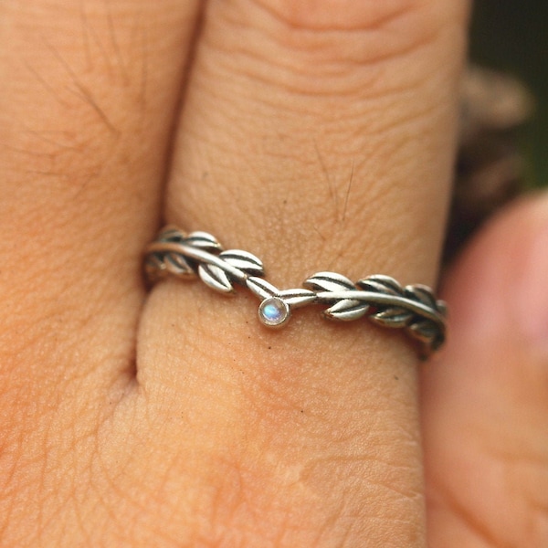 Laurel Leaf Ring - Etsy