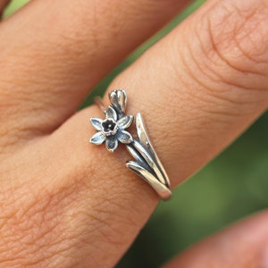 Sterling Silver Daffodil Flower Ring - March Birth Flower Jewelry - Etsy