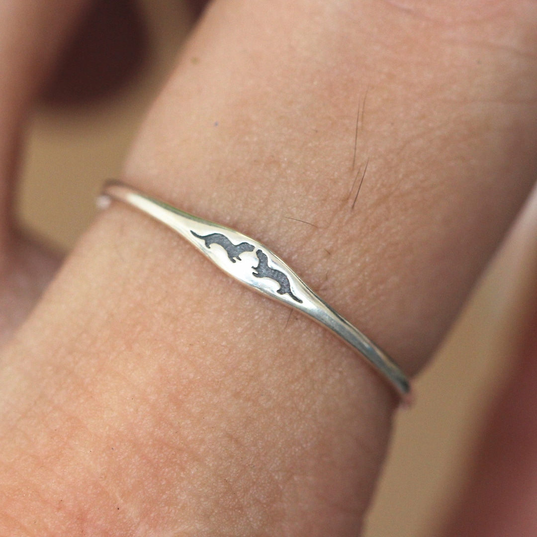 Sterling Silver Otter Ring: Lover Jewelry Gift - Etsy