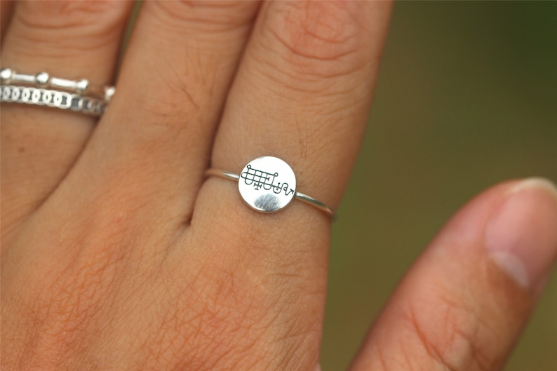 925 Silver Bune Sigil Ring - Etsy
