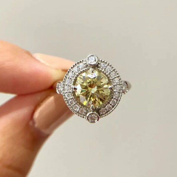 Canary Diamond Ring - Etsy