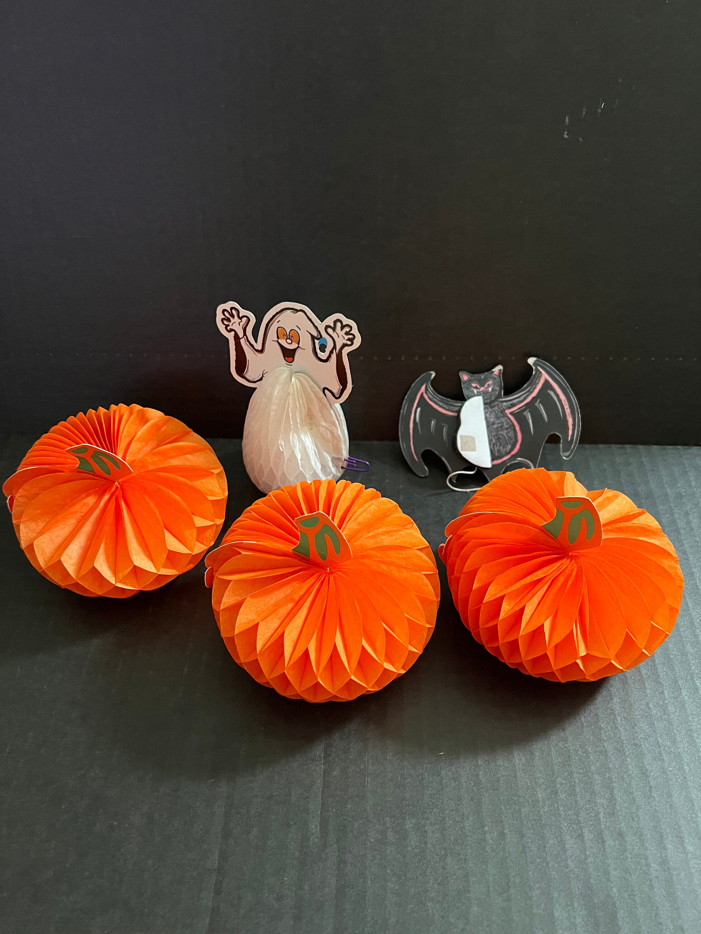 Vintage Halloween Mini Beistle Honeycomb Bat, Beistle Honeycomb Ghost ...