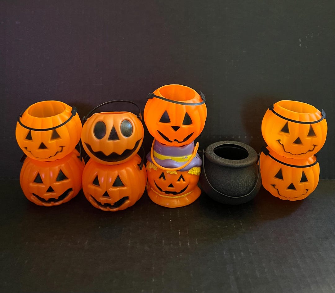 Vintage Halloween Mini Blow Mold Candy Pail Buckets Candy Holders ...