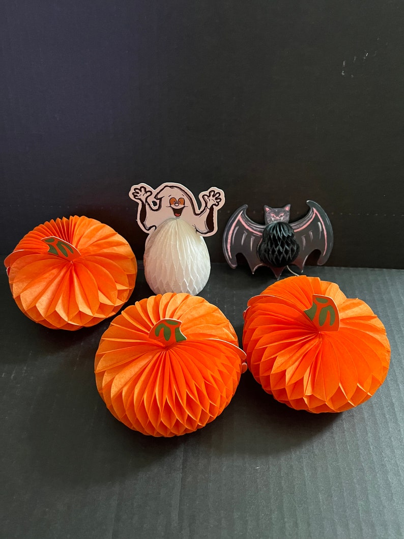 Vintage Halloween Mini Beistle Honeycomb Bat, Beistle Honeycomb Ghost ...