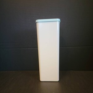 Vintage Tupperware 2 LB Block Cheese Saver Butter Keeper No 1696 3 ...