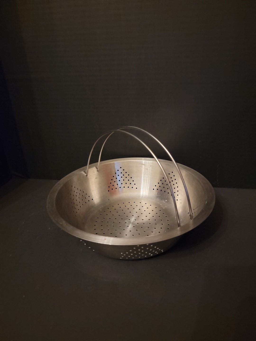 Vintage Stainless Colander Strainer Pan Flat Bottom Wire Bale Triangle ...
