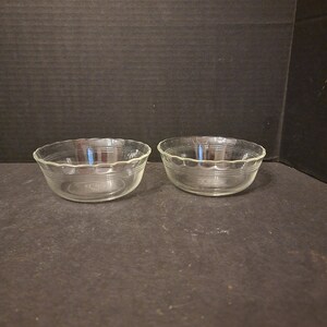 Vintage Pyrex Custard Cups 2 Cups Clear Glass Scalloped Edge 3 Ring 465 ...