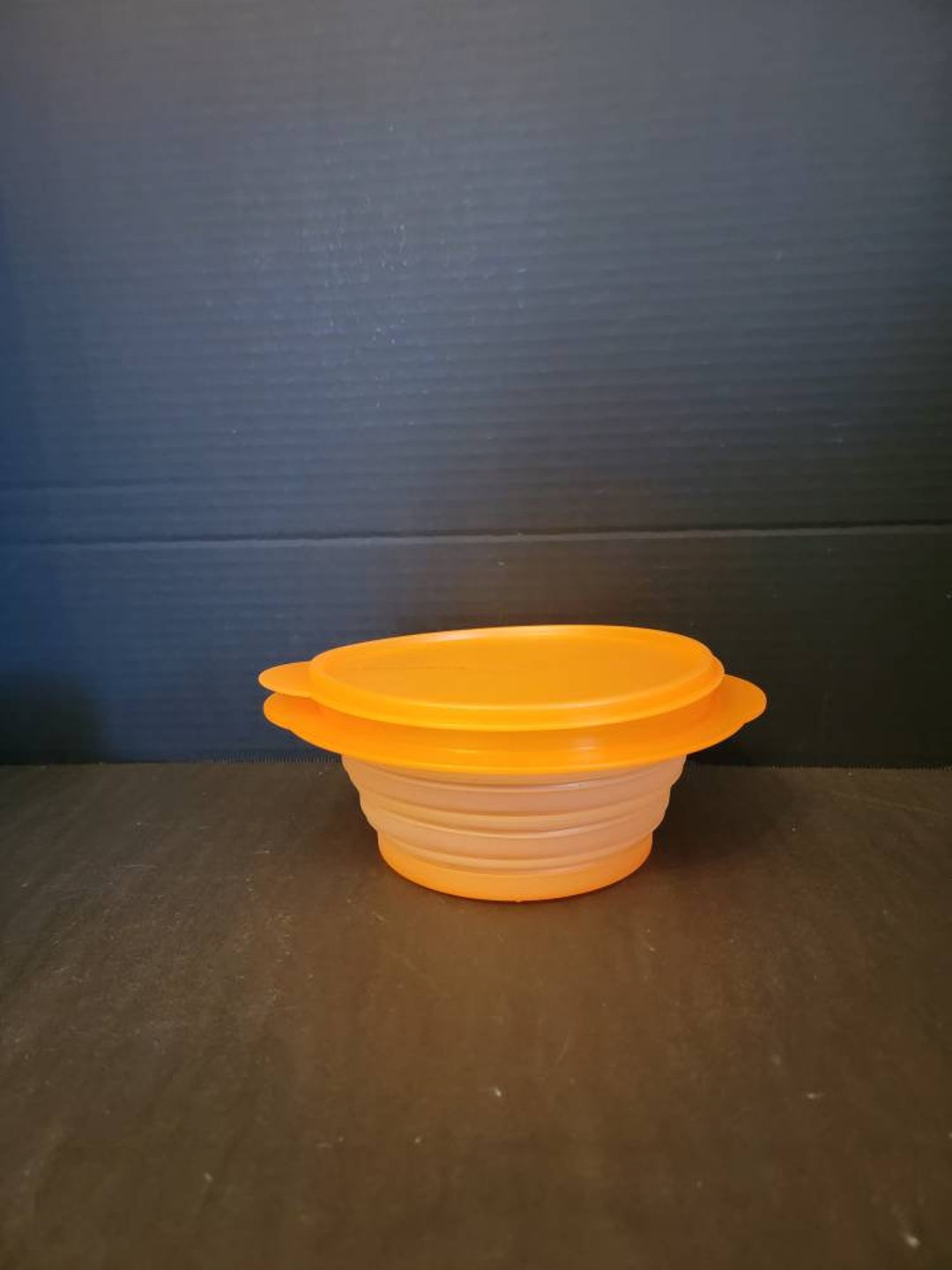 Tupperware Flat-out Container W Lid Collapsible/expandable 4 Cups Space ...