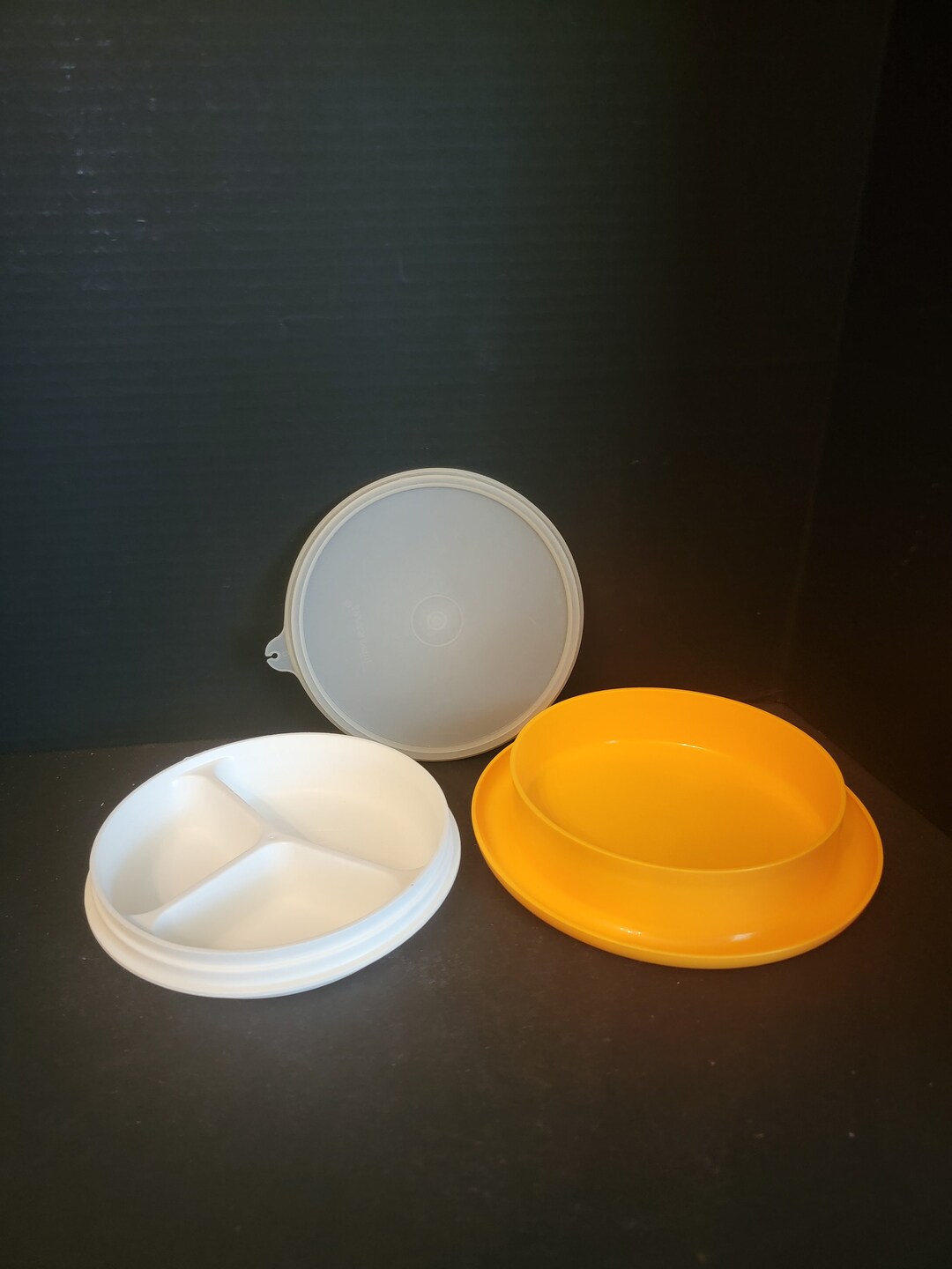 Vintage TUPPERWARE Little Diner Plate/ Bowl Divided Insert W Lid 1317 ...
