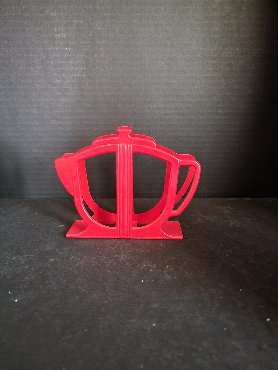 Vintage MCM 50’s Hard Plastic Teapot Napkin or Letter Holder. 6” Across ...