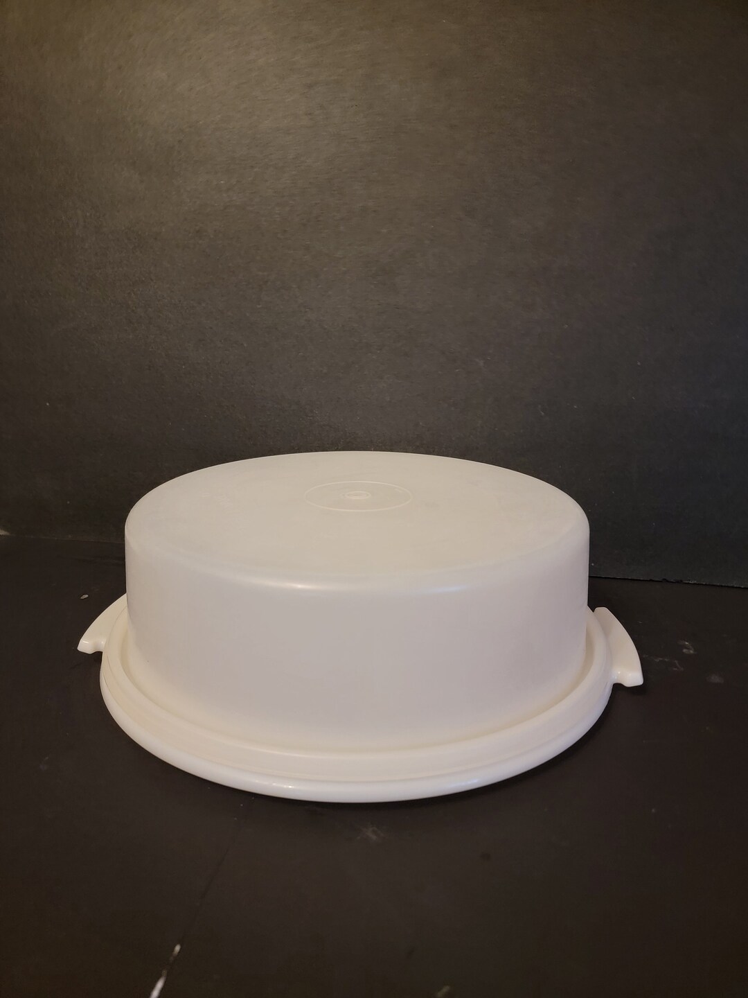 Vintage Tupperware Pie Carrier White Bottom Tray 12 719 White Top ...