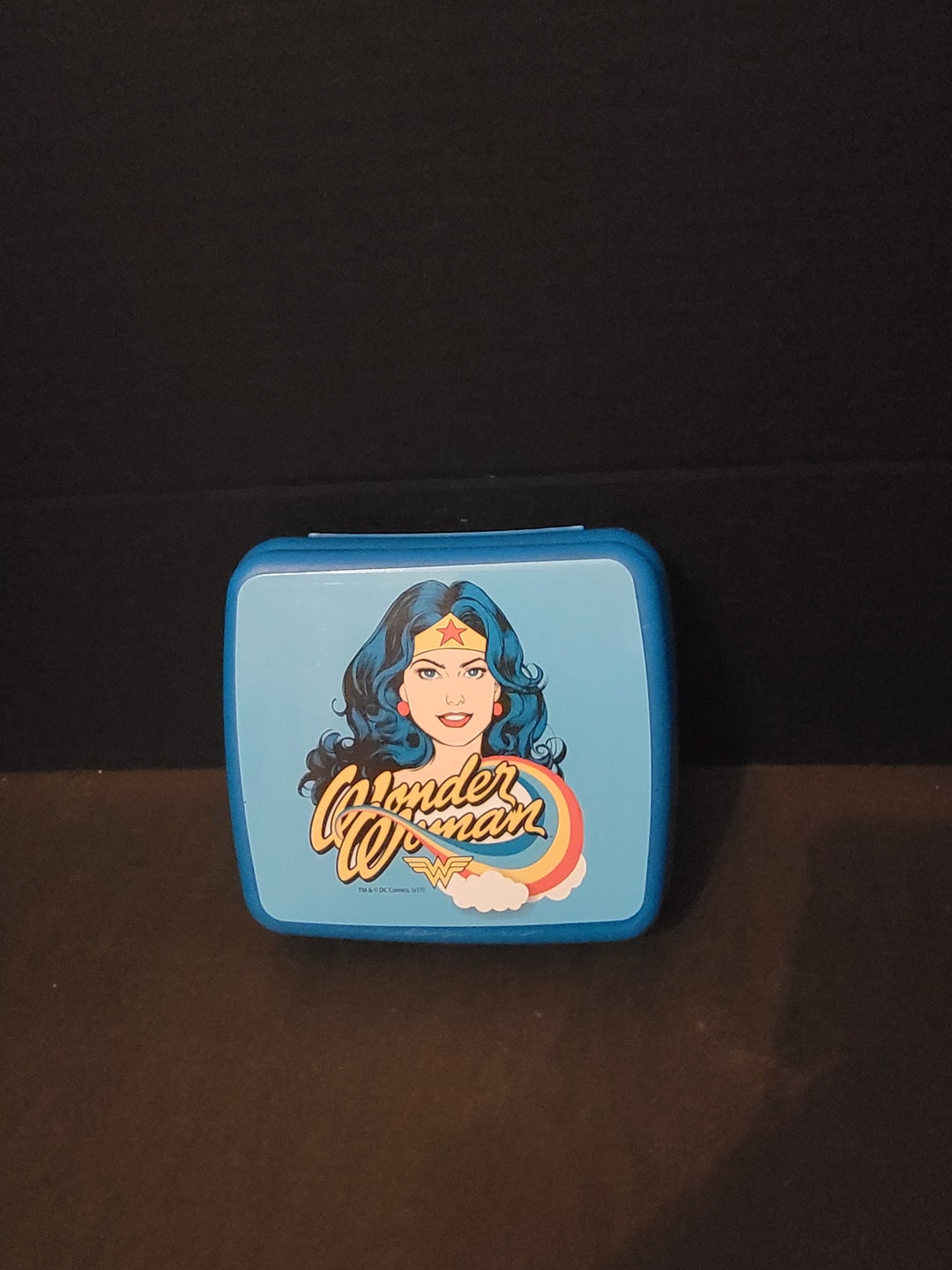 Retro Tupperware Wonder Woman Sandwich Keeper Hinged Lid - Etsy